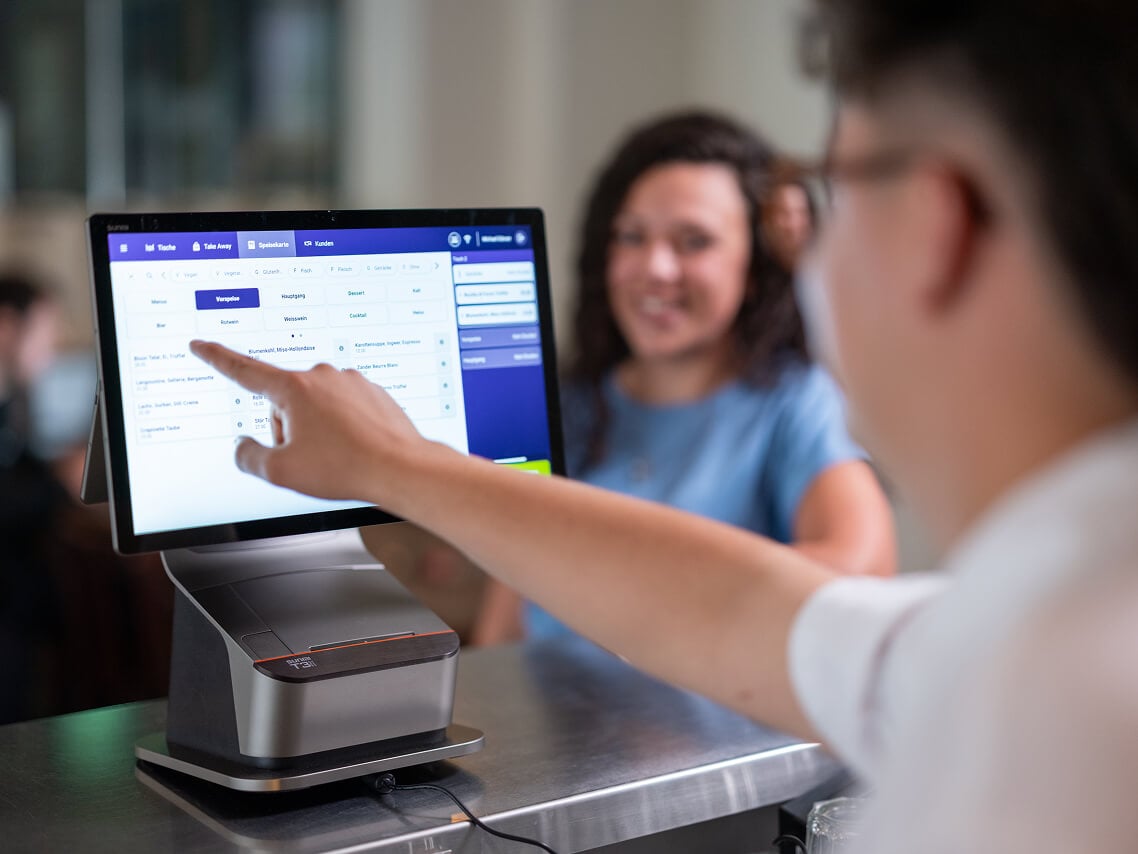 POS Kassensystem Schweiz » Faire Preise mit All-in-One Lösung | KLARA